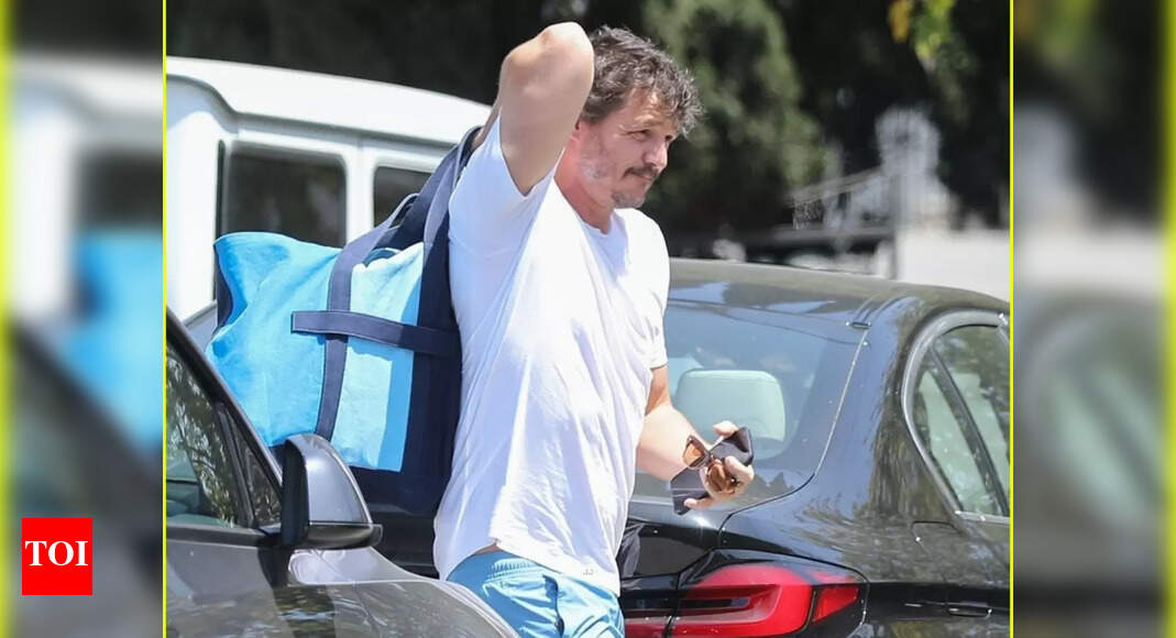 Pedro Pascal is pictured hitting the gym in Los Angeles days after the ...