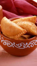 Rice Panki Recipe: How to Make Rice Panki Recipe | Homemade Rice Panki ...