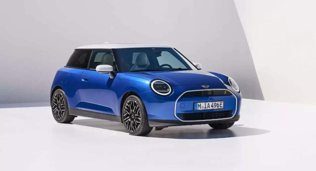 MINI unveils the new-gen electric Cooper in 2 variants: Claims a range ...