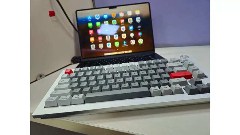 Oneplus: OnePlus Keyboard 81 Pro: A nostalgic and premium experience