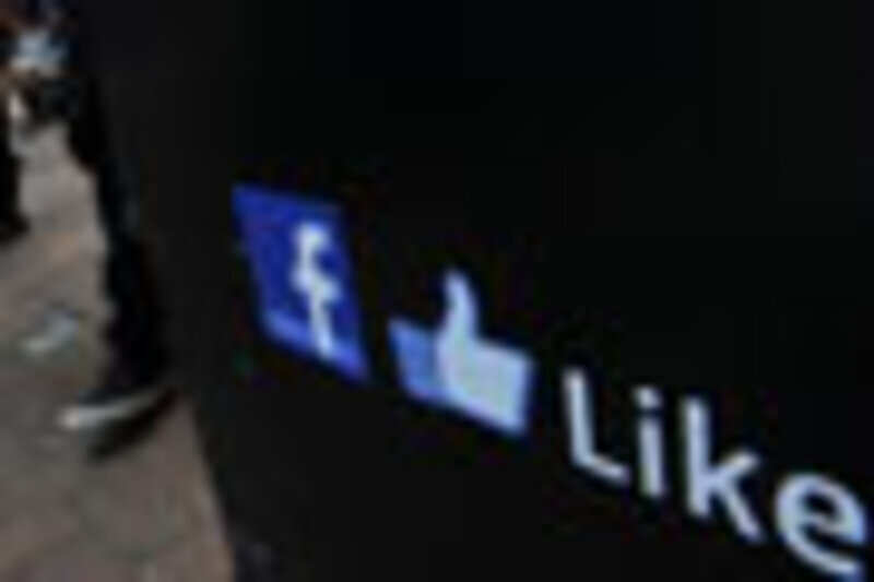 Unlike Button: Facebook to get 'enemy graph'