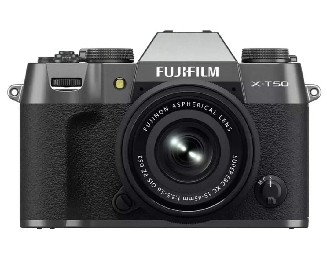 Compare Fujifilm X-T50 40 MP APS-C X-Trans Sensor, Retro Style ...