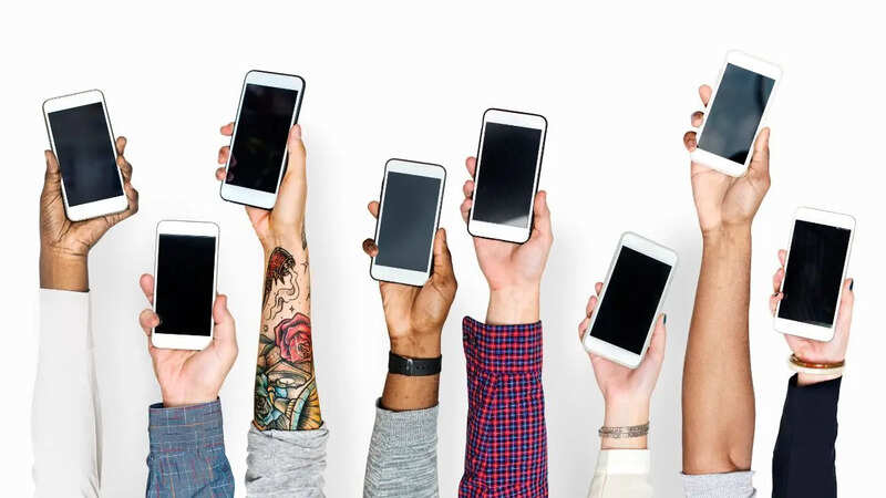 The 9 Best AI Phones to Buy in India in 2026, Ranked