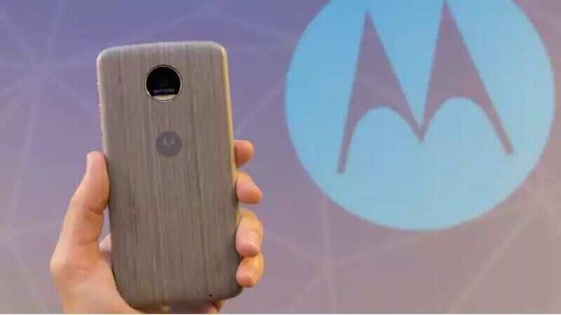 Moto Z first Impressions: An early look at company's first modular ...