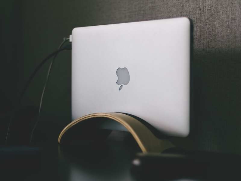 Flexible Laptop Stands For Your MacBook Pro and Air