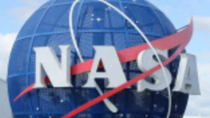 Nasa: Nasa selects two private companies for developing Moon spacesuits