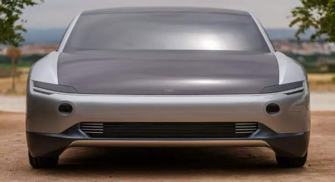 Range extenders: solar panels provide more juice to EVs | TOI Auto