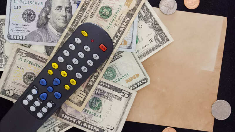 Money-Saving Tips By Reducing TV Electricity Usage
