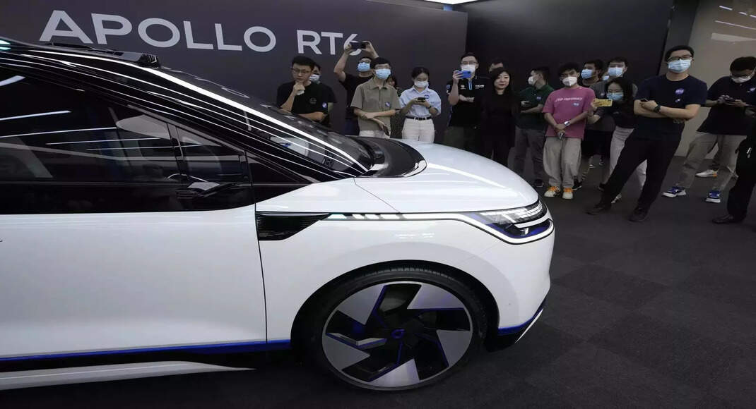 Baidu unveils latest autonomous electric vehicle Apollo RT6 | TOI Auto