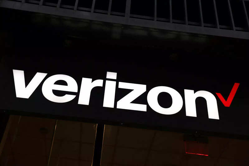 US FAA awards Verizon $2.4 billion contract for telecom network ...