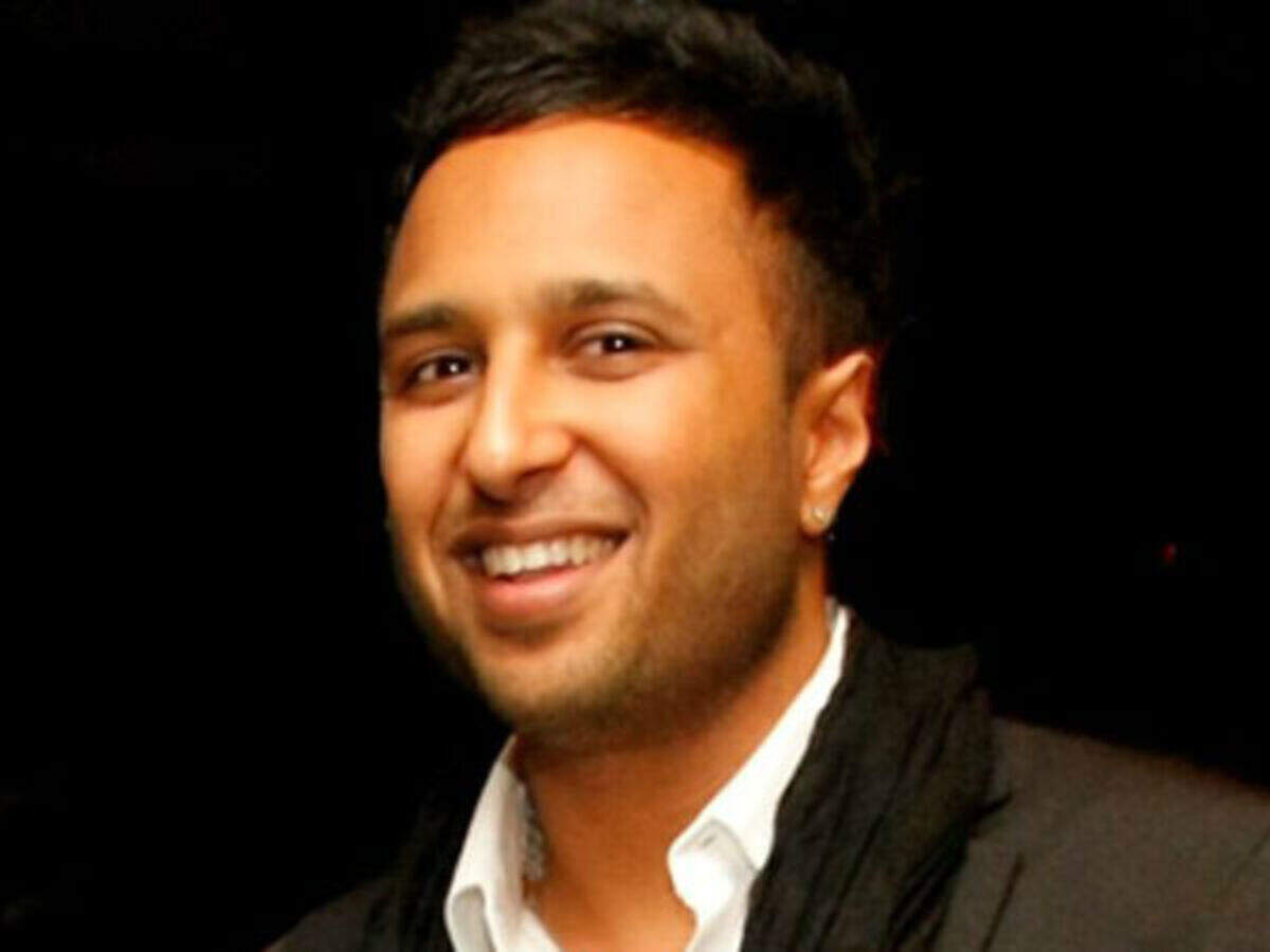 Ash Khan's Instagram, Twitter & Facebook on IDCrawl