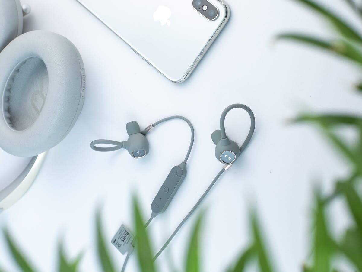 Best Ear Hook Earphones | atelier-yuwa.ciao.jp