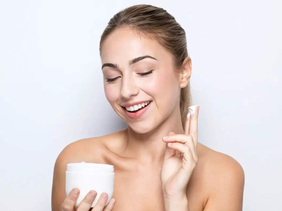 No Makeup Skincare Review | Saubhaya Makeup