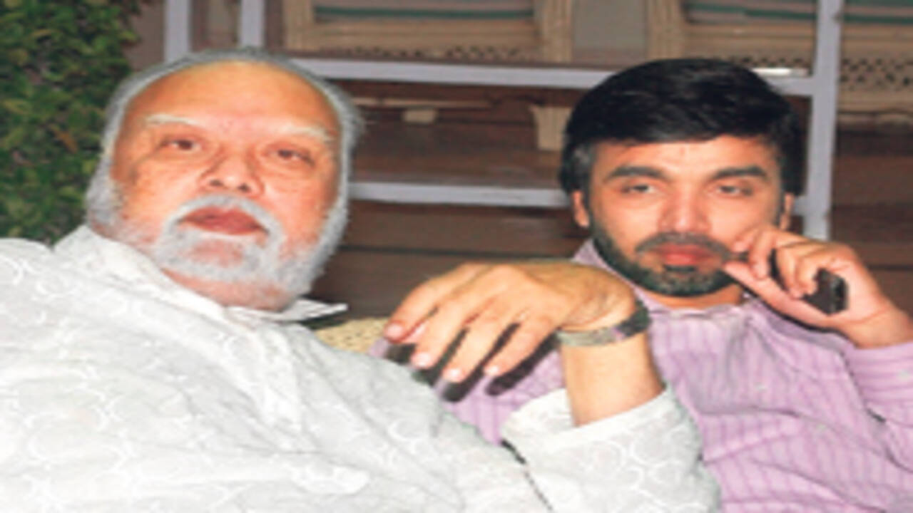 Mehboob Alam's Instagram, Twitter & Facebook on IDCrawl