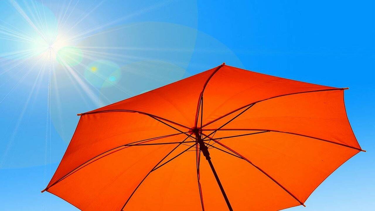 Umbrella sun store
