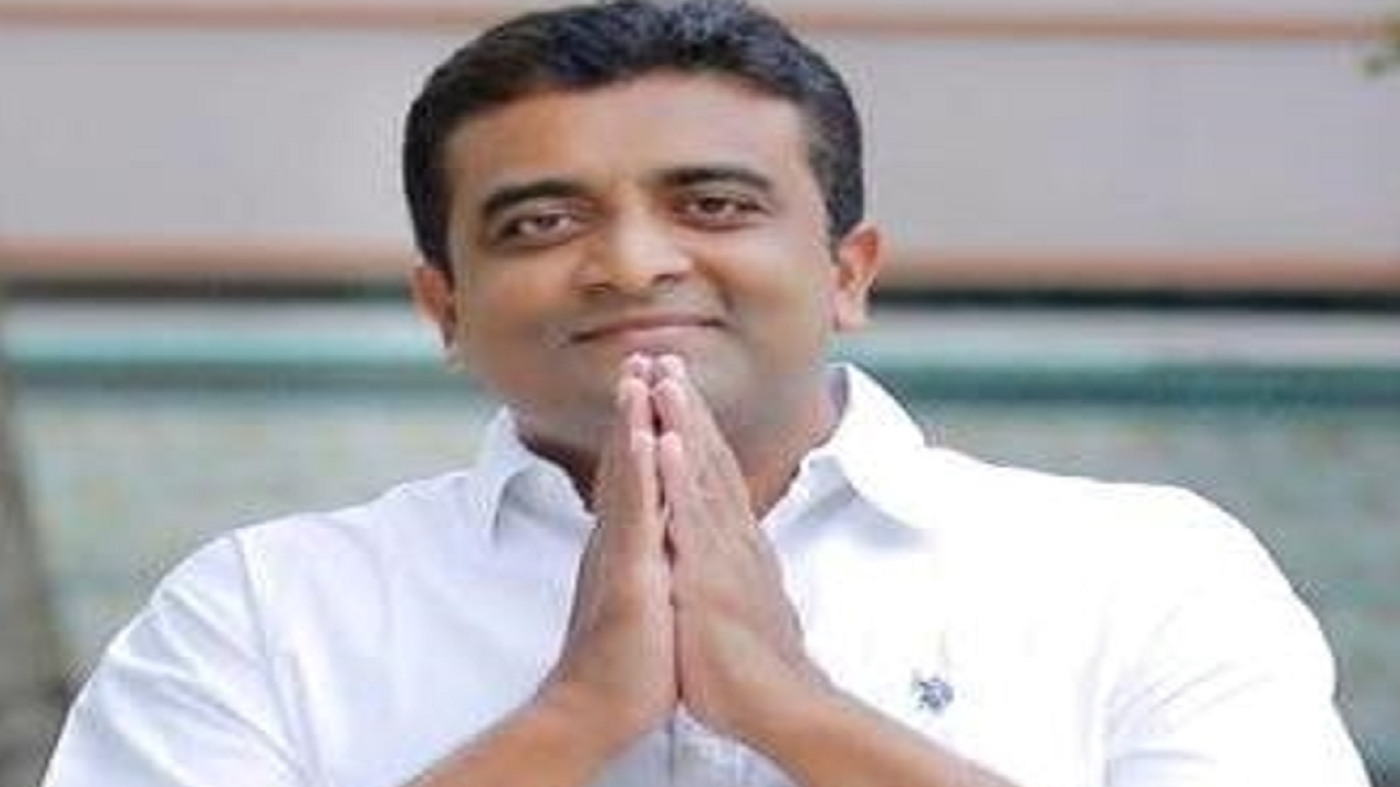 Mahesh Reddy's Instagram, Twitter & Facebook on IDCrawl