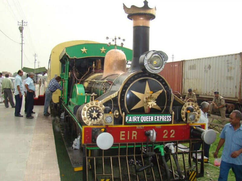 Indian Railways vintage steam engines : Indian Railways plans to re ...